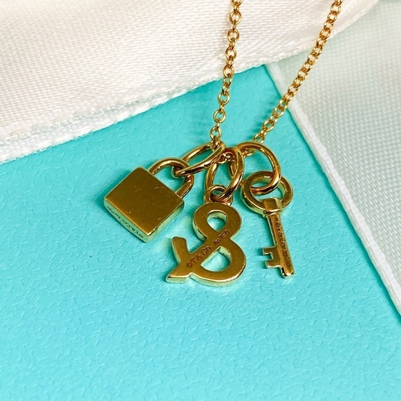 Tiffany & Co. | Jewelry | Rare Tiffany Co 8k Rose Gold Key Lock 1618 ...